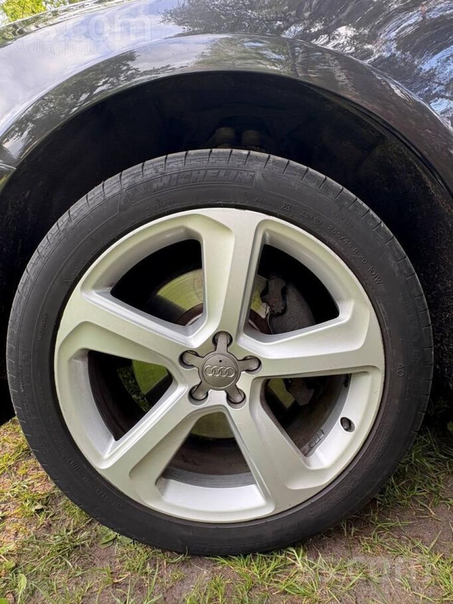 Pelēks Audi Q5 2010 Rīga, ar dzinēja tilpumu 3.00 L un nobraukumu 247 tūkst. km par 11500 €, foto 7 vietnē AUTOMOTO.COM.LV