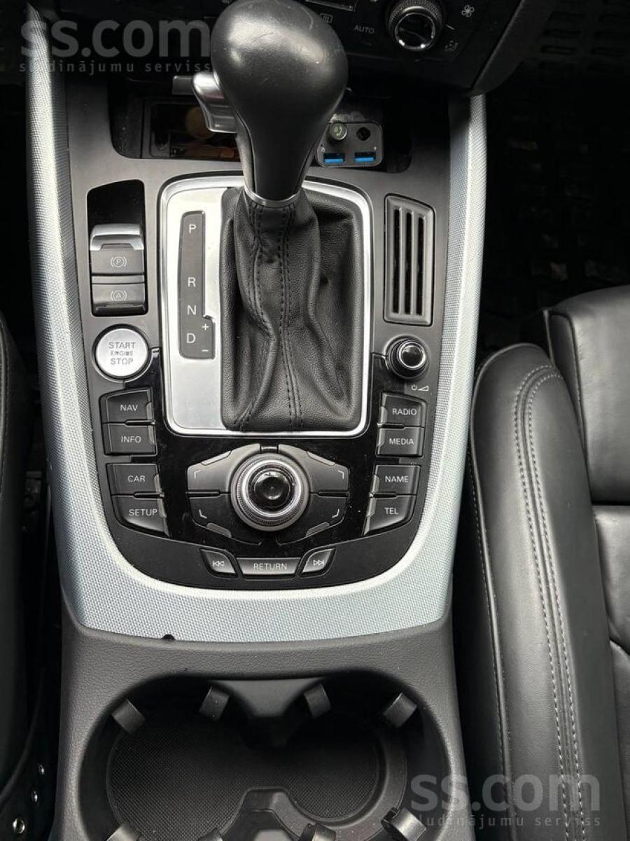 Pelēks Audi Q5 2010 Rīga, ar dzinēja tilpumu 3.00 L un nobraukumu 247 tūkst. km par 11500 €, foto 18 vietnē AUTOMOTO.COM.LV
