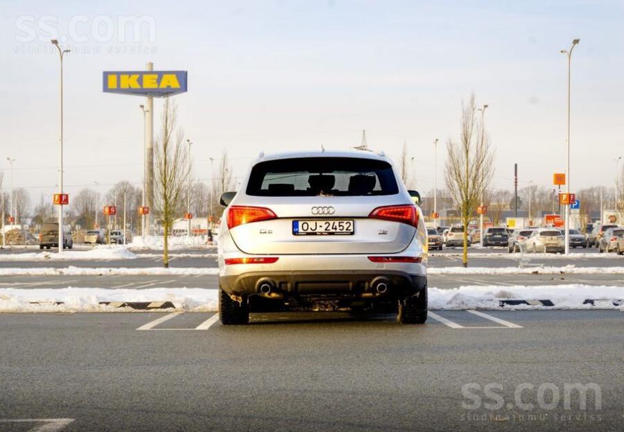 Grey Audi Q5 2010 in Riga, with an engine capacity of 3.00 L and mileage of 370 thousand km for 7590 €, photo 7 on AUTOMOTO.COM.LV