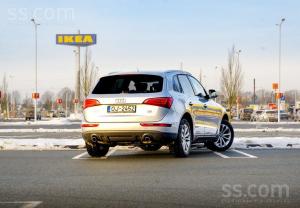 Grey Audi Q5 2010 in Riga, with an engine capacity of 3.00 L and mileage of 370 thousand km for 7590 €, photo 8 on AUTOMOTO.COM.LV
