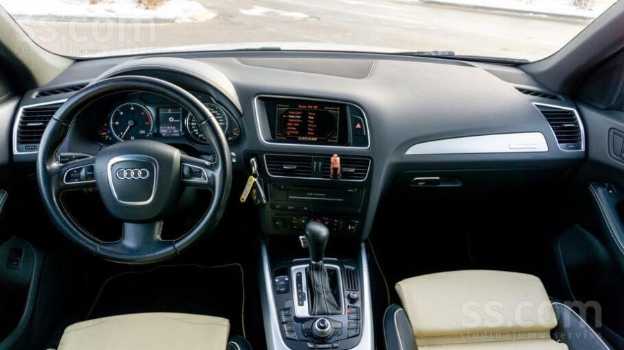 Grey Audi Q5 2010 in Riga, with an engine capacity of 3.00 L and mileage of 370 thousand km for 7590 €, photo 12 on AUTOMOTO.COM.LV