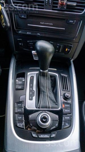 Grey Audi Q5 2010 in Riga, with an engine capacity of 3.00 L and mileage of 370 thousand km for 7590 €, photo 16 on AUTOMOTO.COM.LV