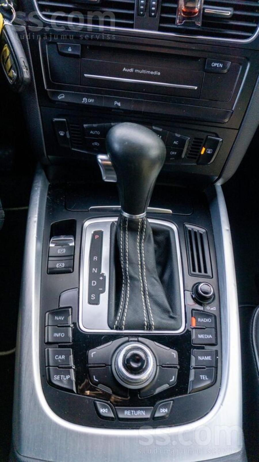 Grey Audi Q5 2010 in Riga, with an engine capacity of 3.00 L and mileage of 370 thousand km for 7590 €, photo 16 on AUTOMOTO.COM.LV