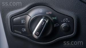 Grey Audi Q5 2010 in Riga, with an engine capacity of 3.00 L and mileage of 370 thousand km for 7590 €, photo 23 on AUTOMOTO.COM.LV