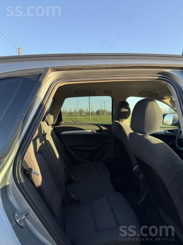 Pelēks Audi Q5 2010 Aizkraukle, ar dzinēja tilpumu 2.00 L un nobraukumu 300 tūkst. km par 9600 €, foto 7 vietnē AUTOMOTO.COM.LV