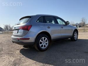Pelēks Audi Q5 2010 Daugavpils, ar dzinēja tilpumu 2.00 L un nobraukumu 227 tūkst. km par 9250 €, foto 6 vietnē AUTOMOTO.COM.LV