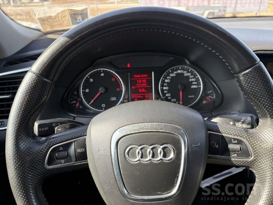 Pelēks Audi Q5 2010 Daugavpils, ar dzinēja tilpumu 2.00 L un nobraukumu 227 tūkst. km par 9250 €, foto 13 vietnē AUTOMOTO.COM.LV