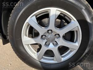 Pelēks Audi Q5 2010 Daugavpils, ar dzinēja tilpumu 2.00 L un nobraukumu 227 tūkst. km par 9250 €, foto 27 vietnē AUTOMOTO.COM.LV