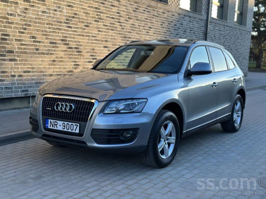 Pelēks Audi Q5 2010 Tukums, ar dzinēja tilpumu 2.00 L un nobraukumu 185 tūkst. km par 7990 €, foto 5 vietnē AUTOMOTO.COM.LV