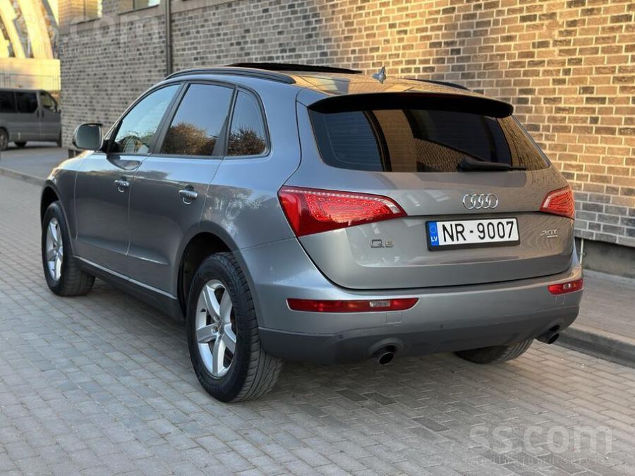 Pelēks Audi Q5 2010 Tukums, ar dzinēja tilpumu 2.00 L un nobraukumu 185 tūkst. km par 7990 €, foto 7 vietnē AUTOMOTO.COM.LV