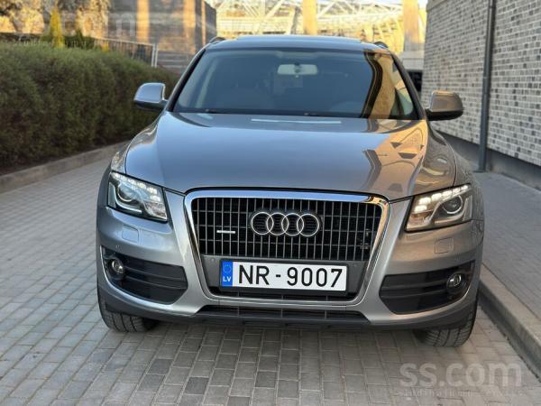 Grey Audi Q5 2010 in Tukums, with an engine capacity of 2.00 L and mileage of 185 thousand km for 7990 €, photo 8 on AUTOMOTO.COM.LV
