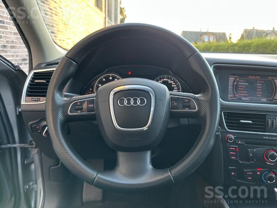 Pelēks Audi Q5 2010 Tukums, ar dzinēja tilpumu 2.00 L un nobraukumu 185 tūkst. km par 7990 €, foto 17 vietnē AUTOMOTO.COM.LV