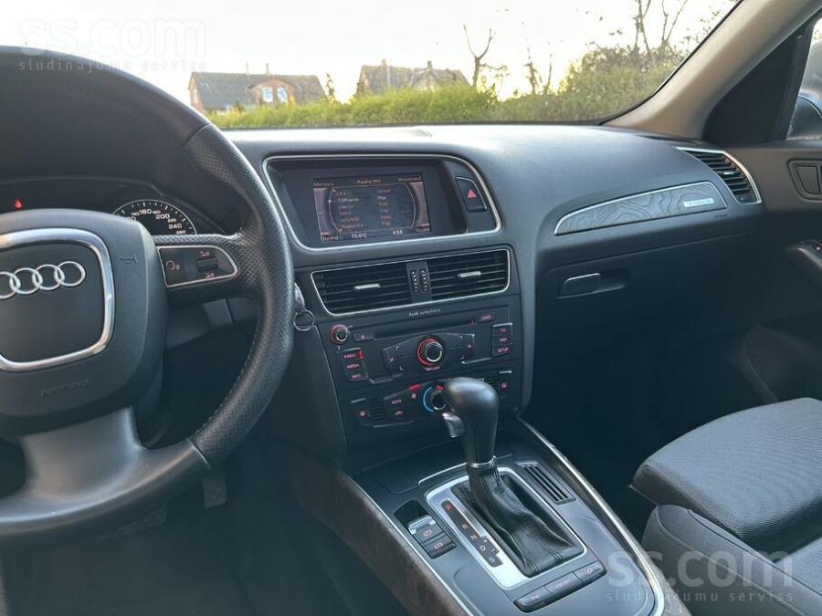 Pelēks Audi Q5 2010 Tukums, ar dzinēja tilpumu 2.00 L un nobraukumu 185 tūkst. km par 7990 €, foto 21 vietnē AUTOMOTO.COM.LV