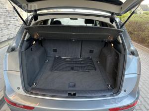 Pelēks Audi Q5 2010 Tukums, ar dzinēja tilpumu 2.00 L un nobraukumu 185 tūkst. km par 7990 €, foto 25 vietnē AUTOMOTO.COM.LV