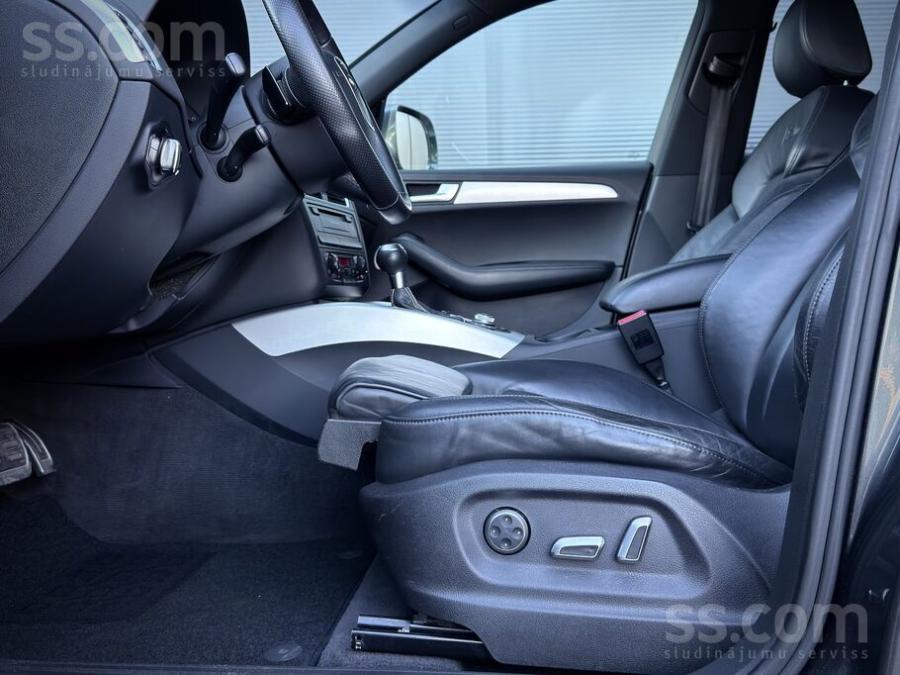 Pelēks Audi Q5 2010 Rīga, ar dzinēja tilpumu 3.00 L un nobraukumu 236 tūkst. km par 12750 €, foto 10 vietnē AUTOMOTO.COM.LV