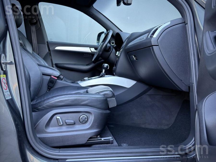Pelēks Audi Q5 2010 Rīga, ar dzinēja tilpumu 3.00 L un nobraukumu 236 tūkst. km par 12750 €, foto 13 vietnē AUTOMOTO.COM.LV