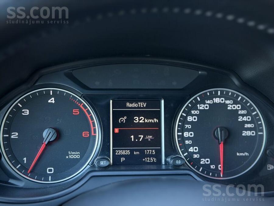 Pelēks Audi Q5 2010 Rīga, ar dzinēja tilpumu 3.00 L un nobraukumu 236 tūkst. km par 12750 €, foto 17 vietnē AUTOMOTO.COM.LV