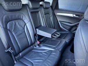 Pelēks Audi Q5 2010 Rīga, ar dzinēja tilpumu 3.00 L un nobraukumu 236 tūkst. km par 12750 €, foto 27 vietnē AUTOMOTO.COM.LV