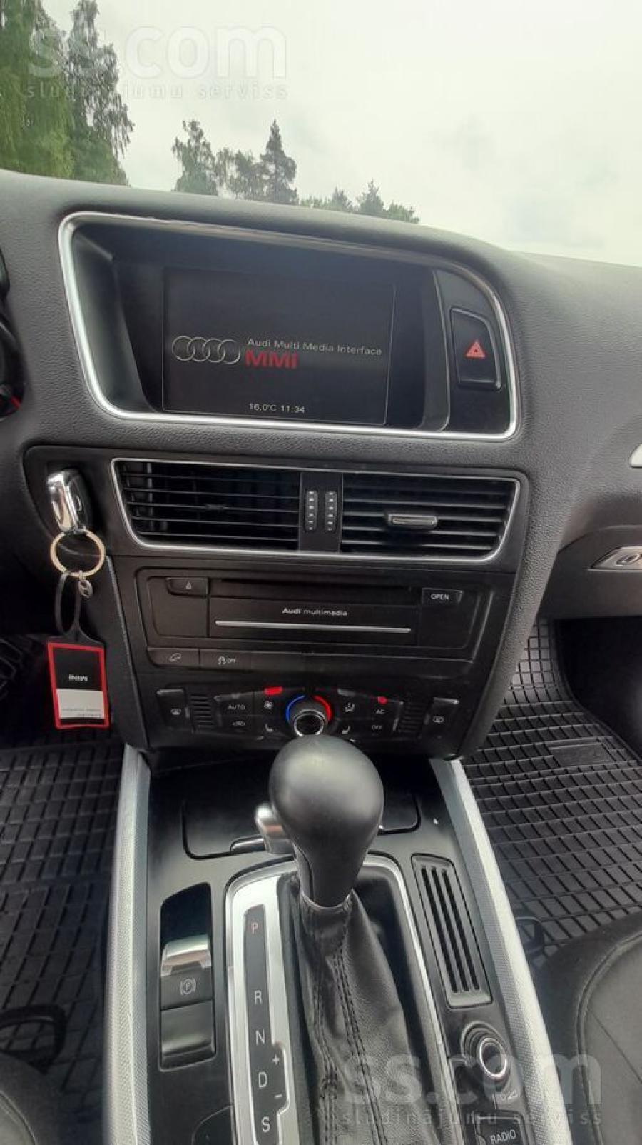 Grey Audi Q5 2010 in Riga, with an engine capacity of 2.00 L and mileage of 307 thousand km for 6200 €, photo 20 on AUTOMOTO.COM.LV