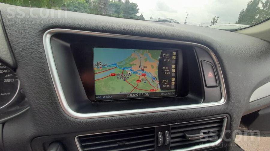 Grey Audi Q5 2010 in Riga, with an engine capacity of 2.00 L and mileage of 307 thousand km for 6200 €, photo 21 on AUTOMOTO.COM.LV