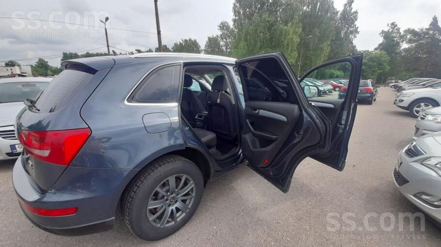 Grey Audi Q5 2010 in Riga, with an engine capacity of 2.00 L and mileage of 307 thousand km for 6200 €, photo 27 on AUTOMOTO.COM.LV