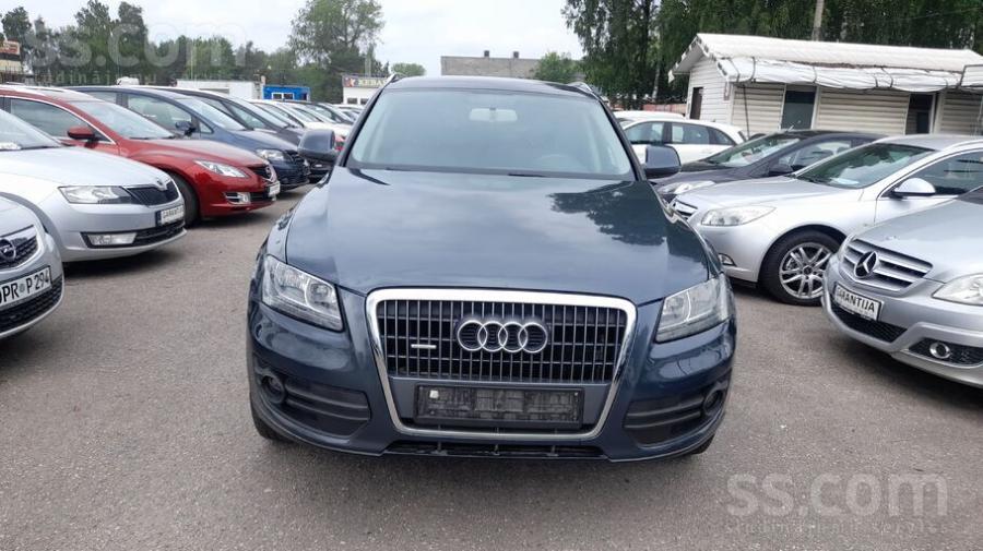 Grey Audi Q5 2010 in Riga, with an engine capacity of 2.00 L and mileage of 307 thousand km for 6200 €, photo 29 on AUTOMOTO.COM.LV