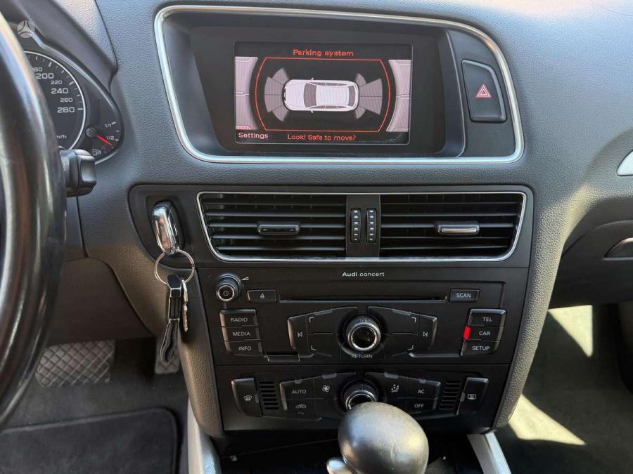 Pelēks Audi Q5 2010 Kauņa, ar dzinēja tilpumu 2.00 L un nobraukumu 276 tūkst. km par 8950 €, foto 16 vietnē AUTOMOTO.COM.LV