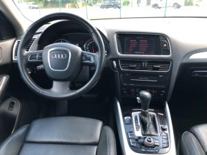 Pelēks Audi Q5 2010 Rīga, ar dzinēja tilpumu 3.00 L un nobraukumu 217 tūkst. km par 11650 €, foto 9 vietnē AUTOMOTO.COM.LV