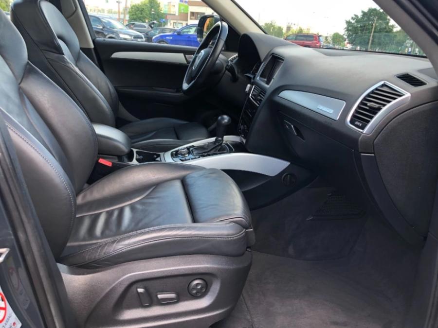 Pelēks Audi Q5 2010 Rīga, ar dzinēja tilpumu 3.00 L un nobraukumu 217 tūkst. km par 11650 €, foto 13 vietnē AUTOMOTO.COM.LV
