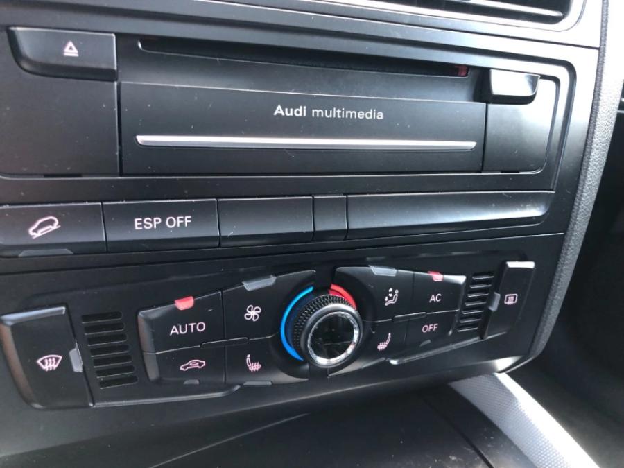 Pelēks Audi Q5 2010 Rīga, ar dzinēja tilpumu 3.00 L un nobraukumu 217 tūkst. km par 11650 €, foto 17 vietnē AUTOMOTO.COM.LV