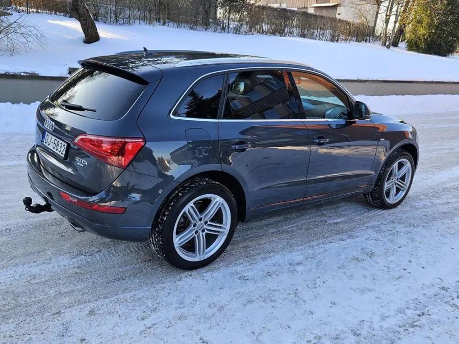 Pelēks Audi Q5 2010 Jēkabpils, ar dzinēja tilpumu 3.00 L un nobraukumu 302 tūkst. km par 10290 €, foto 8 vietnē AUTOMOTO.COM.LV