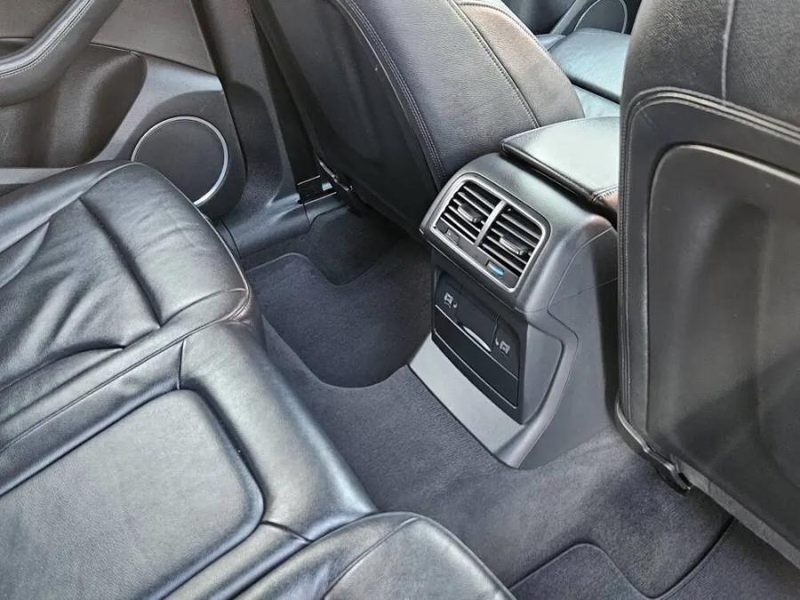 Pelēks Audi Q5 2010 Jēkabpils, ar dzinēja tilpumu 3.00 L un nobraukumu 302 tūkst. km par 10290 €, foto 20 vietnē AUTOMOTO.COM.LV