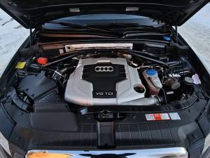 Pelēks Audi Q5 2010 Jēkabpils, ar dzinēja tilpumu 3.00 L un nobraukumu 302 tūkst. km par 10290 €, foto 24 vietnē AUTOMOTO.COM.LV