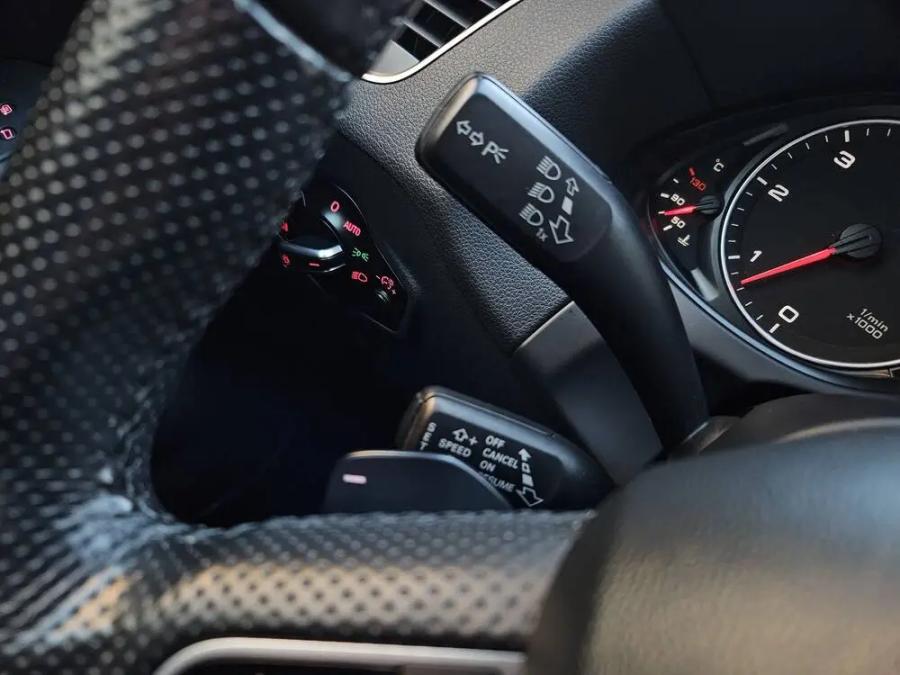 Pelēks Audi Q5 2010 Jēkabpils, ar dzinēja tilpumu 3.00 L un nobraukumu 302 tūkst. km par 10290 €, foto 32 vietnē AUTOMOTO.COM.LV