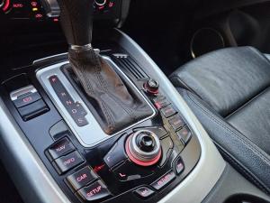 Pelēks Audi Q5 2010 Jēkabpils, ar dzinēja tilpumu 3.00 L un nobraukumu 302 tūkst. km par 10290 €, foto 33 vietnē AUTOMOTO.COM.LV