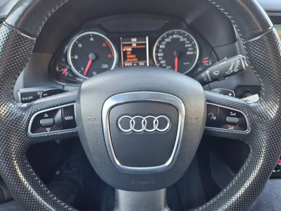 Pelēks Audi Q5 2010 Jēkabpils, ar dzinēja tilpumu 3.00 L un nobraukumu 302 tūkst. km par 10290 €, foto 42 vietnē AUTOMOTO.COM.LV