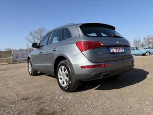 Grey Audi Q5 2010 in Daugavpils, with an engine capacity of 2.00 L and mileage of 227 thousand km for 9250 €, photo 4 on AUTOMOTO.COM.LV