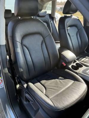 Grey Audi Q5 2010 in Daugavpils, with an engine capacity of 2.00 L and mileage of 227 thousand km for 9250 €, photo 22 on AUTOMOTO.COM.LV