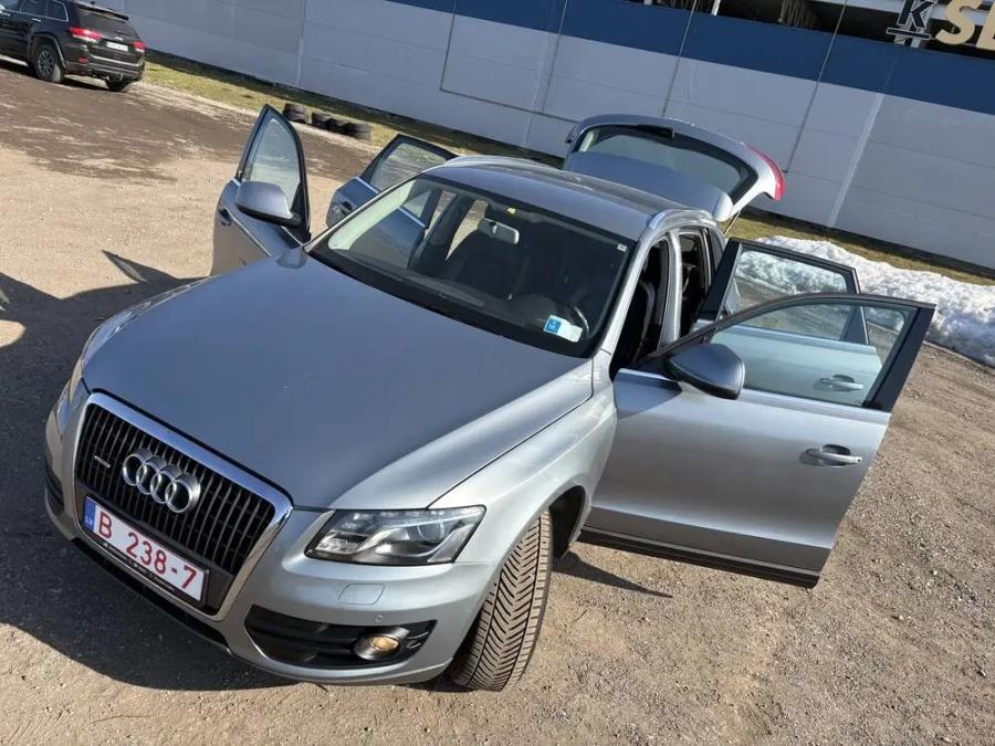 Grey Audi Q5 2010 in Daugavpils, with an engine capacity of 2.00 L and mileage of 227 thousand km for 9250 €, photo 32 on AUTOMOTO.COM.LV