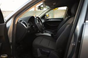 Grey Audi Q5 2010 in Jelgava, with an engine capacity of 2.00 L and mileage of 240 thousand km for 7200 €, photo 10 on AUTOMOTO.COM.LV