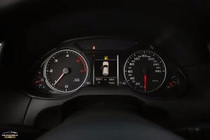 Grey Audi Q5 2010 in Jelgava, with an engine capacity of 2.00 L and mileage of 240 thousand km for 7200 €, photo 12 on AUTOMOTO.COM.LV