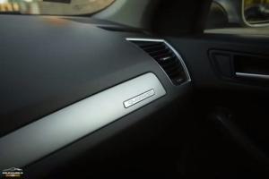 Grey Audi Q5 2010 in Jelgava, with an engine capacity of 2.00 L and mileage of 240 thousand km for 7200 €, photo 15 on AUTOMOTO.COM.LV