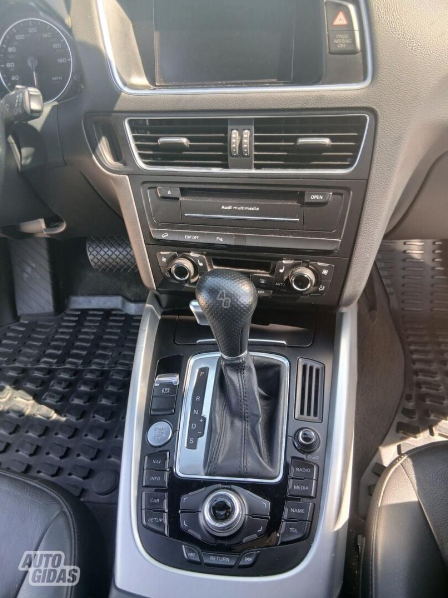 Grey Audi Q5 2010 in Kaunas, with an engine capacity of 3.20 L and mileage of 221 thousand km for 5700 €, photo 17 on AUTOMOTO.COM.LV