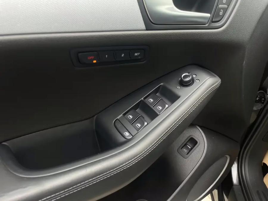 Grey Audi Q5 2010 in Riga, with an engine capacity of 2.00 L and mileage of 239 thousand km for 6500 €, photo 15 on AUTOMOTO.COM.LV