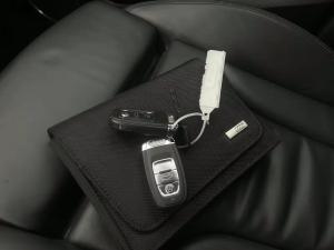 Grey Audi Q5 2010 in Riga, with an engine capacity of 2.00 L and mileage of 239 thousand km for 6500 €, photo 25 on AUTOMOTO.COM.LV