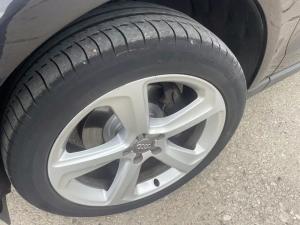 Grey Audi Q5 2010 in Riga, with an engine capacity of 2.00 L and mileage of 239 thousand km for 6500 €, photo 28 on AUTOMOTO.COM.LV