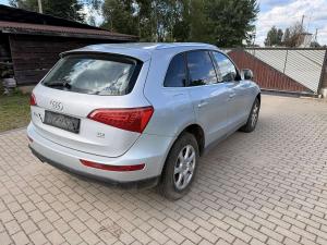 Grey Audi Q5 2010 in Trakai, with an engine capacity of 1.97 L and mileage of 236 thousand km for 4299 €, photo 5 on AUTOMOTO.COM.LV