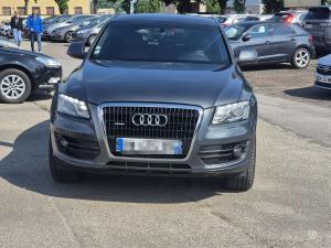 Grey Audi Q5 2010 in Taurage, with an engine capacity of 2.97 L and mileage of 327 thousand km for 7200 €, photo  on AUTOMOTO.COM.LV