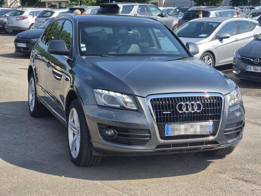 Grey Audi Q5 2010 in Taurage, with an engine capacity of 2.97 L and mileage of 327 thousand km for 7200 €, photo 4 on AUTOMOTO.COM.LV