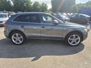 Grey Audi Q5 2010 in Taurage, with an engine capacity of 2.97 L and mileage of 327 thousand km for 7200 €, photo 5 on AUTOMOTO.COM.LV